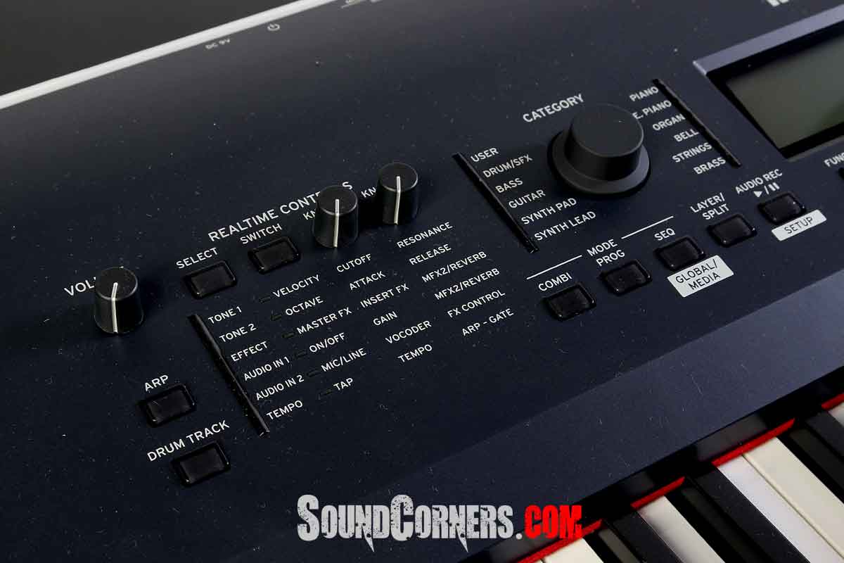 Professional Portable Keyboard Workstation Synthesizers | Soundcorners.com